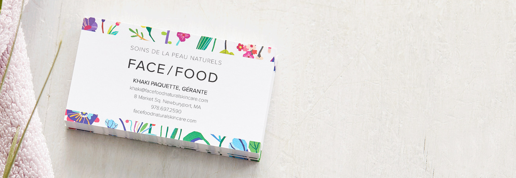 Cartes de visite personnalisées avec finition mate | VistaPrint