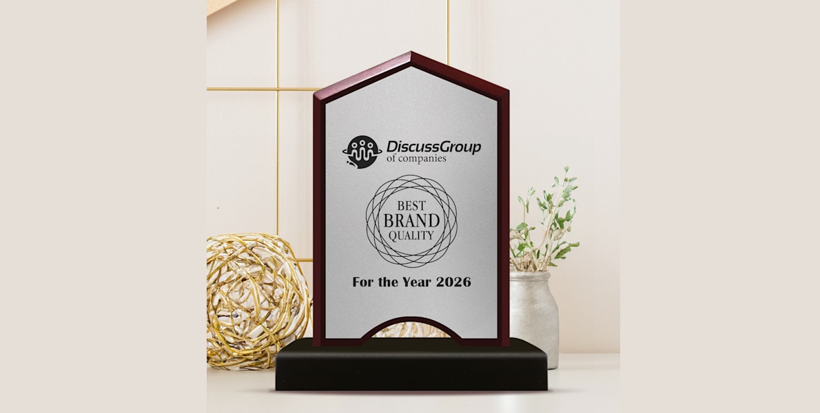 Monument Wooden Trophy | VistaPrint