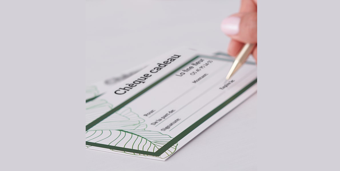 Chèque cadeau et carte cadeau personnalisée à imprimer