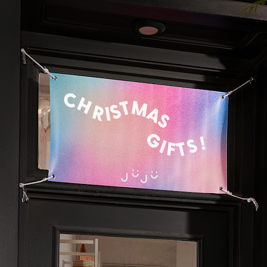 Christmas Marketing Essentials to Prep for the Busy Season | VistaPrint