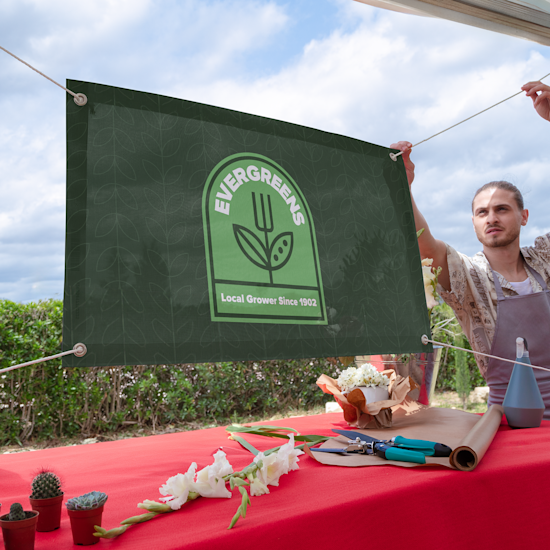 Personalised Outdoor Advertising & Outdoor Signs | VistaPrint