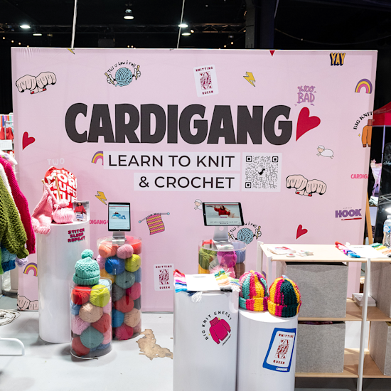 Merchandise Your Business | VistaPrint Australia