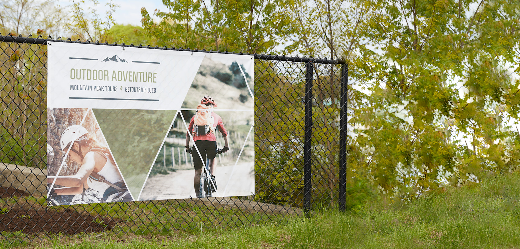 Vinyl Mesh Banners, Custom Mesh Banners | VistaPrint AU