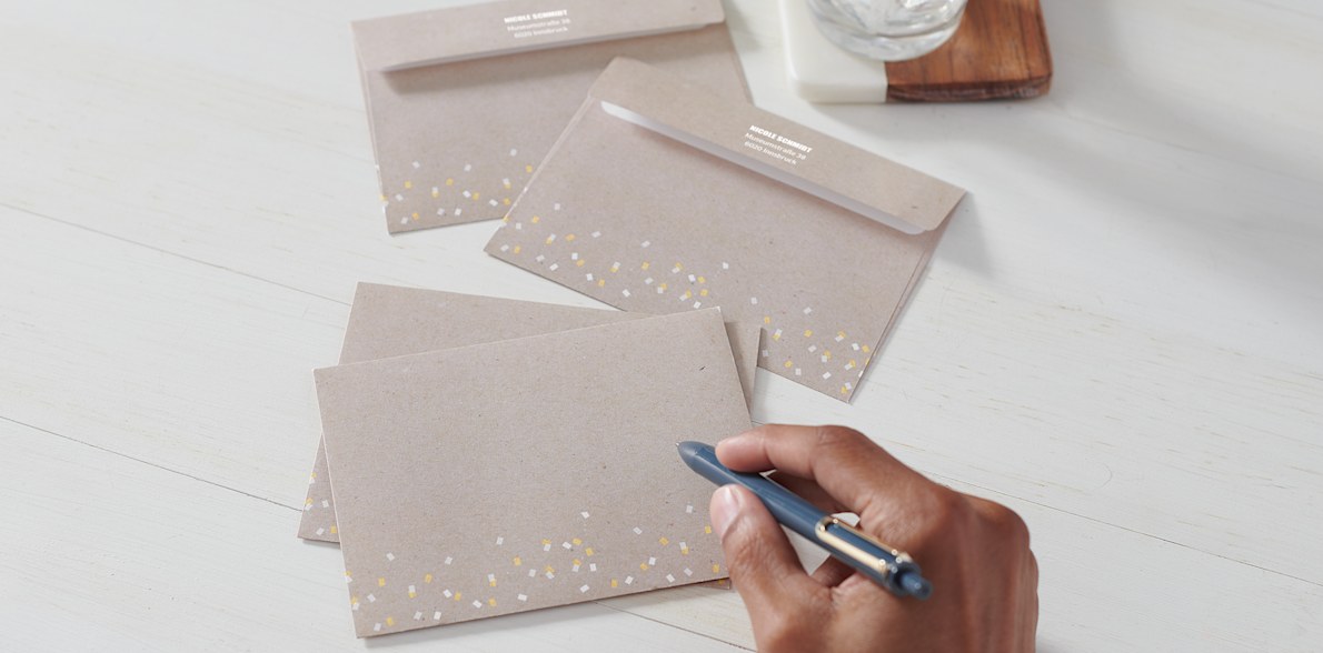 Custom Envelopes & Envelope Printing | Vistaprint