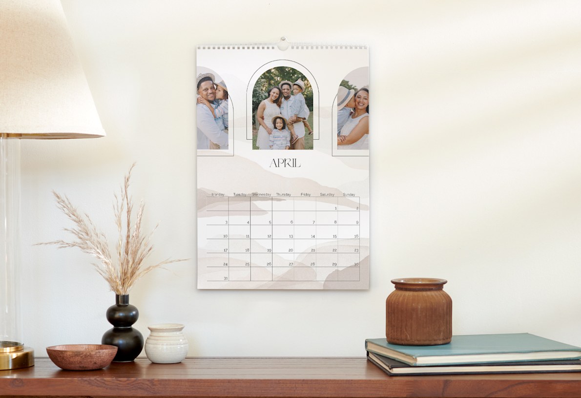 Personalised Wall Calendars, Photo Wall Calendars | Vistaprint