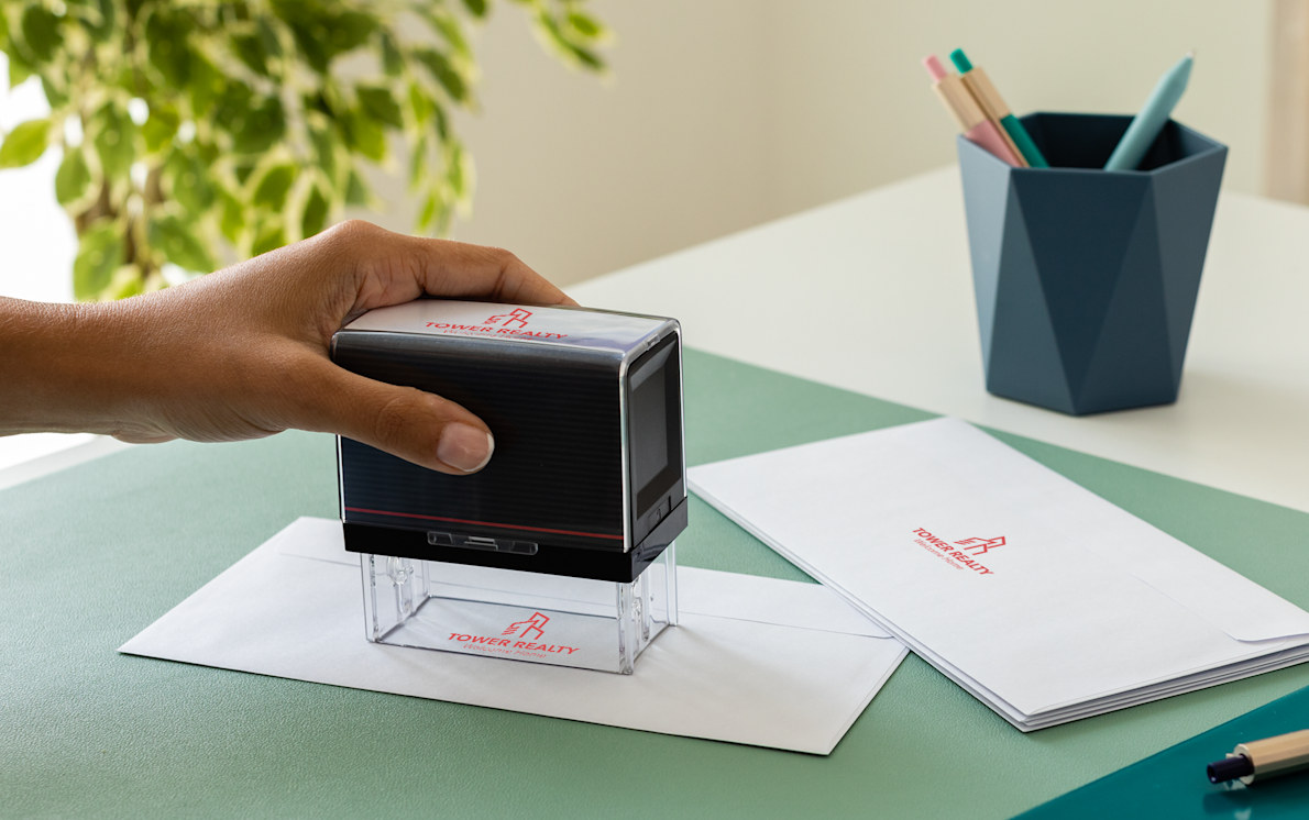 Firmenstempel, Adressstempel, Namensstempel | VistaPrint
