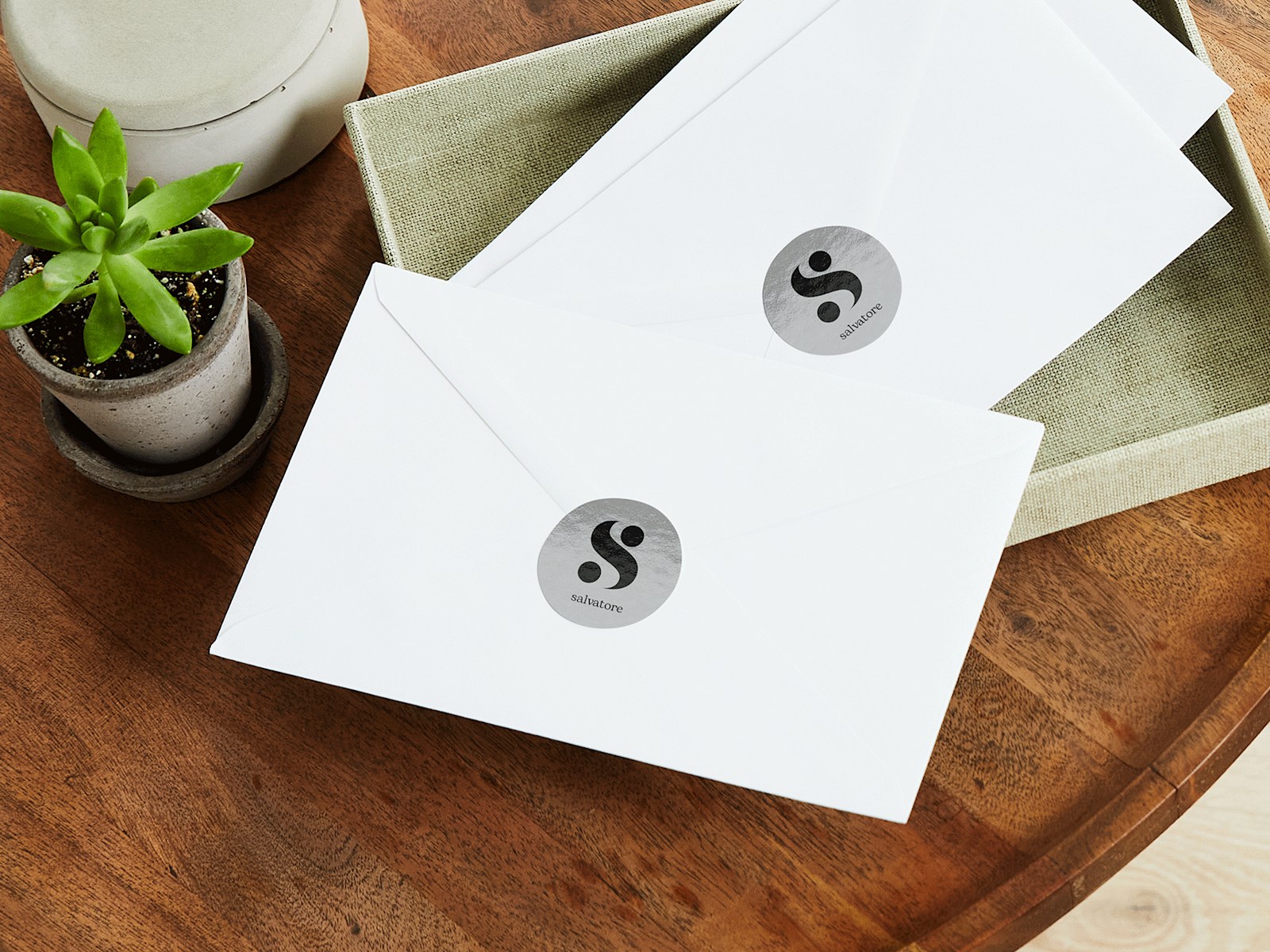Custom Envelope Seals & Wedding Envelope Seals | VistaPrint