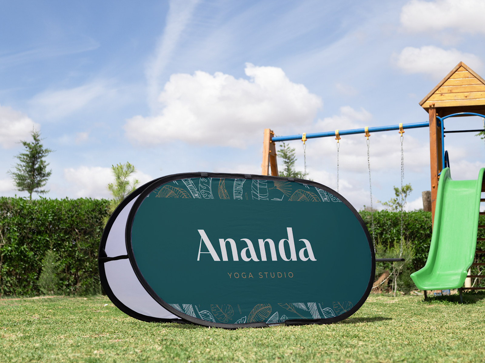 Stowaway Pop-Out Banners Printing | VistaPrint