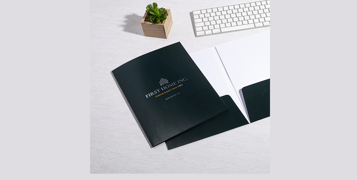 Custom Presentation Folders with Foil Accent | VistaPrint