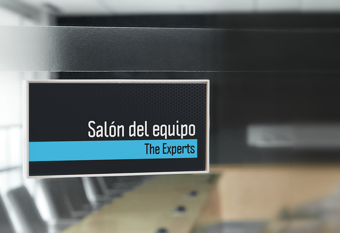 Carteles personalizados de plástico para puertas de oficina | VistaPrint