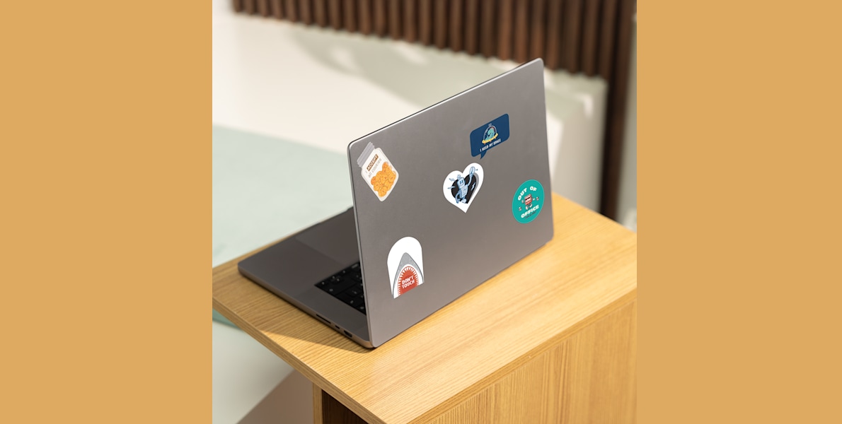 Stickers pour ordinateur portable : graphismes tendance et modèles ...