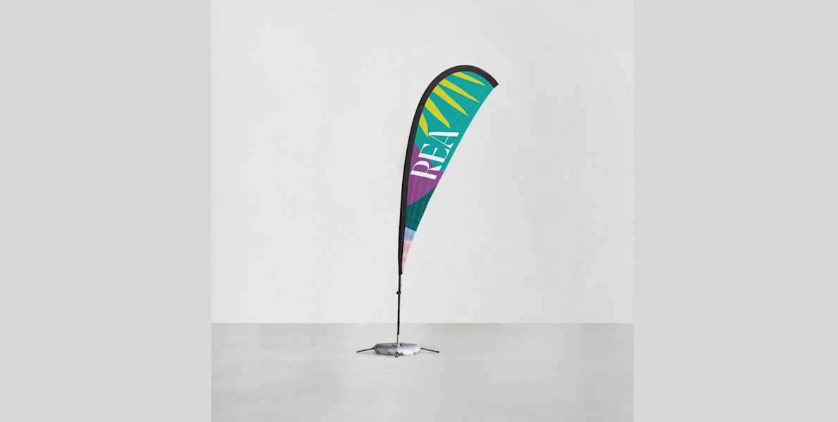 Beachflagga droppformad med tryck | VistaPrint