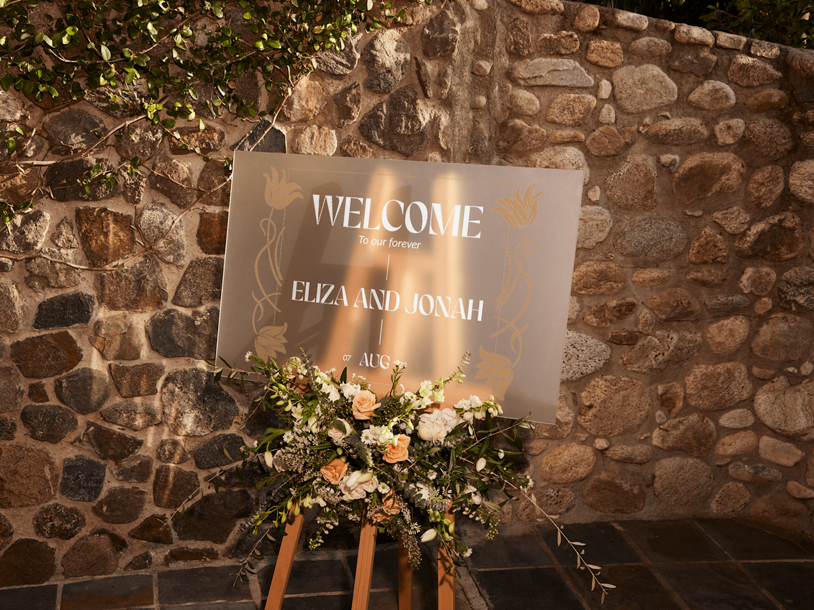 Custom Acrylic Signs, Acrylic Wall Signs | Vistaprint NZ