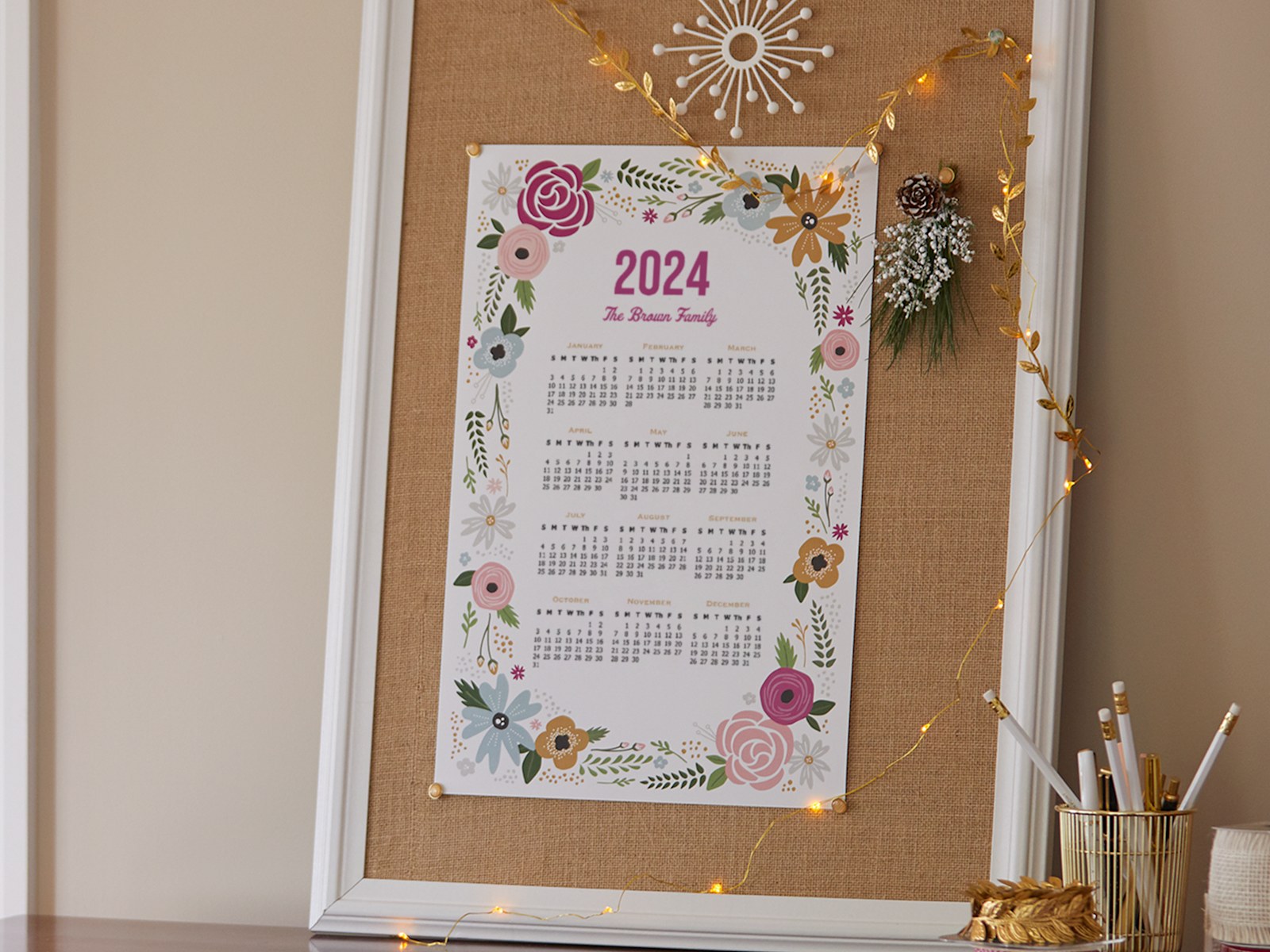 Personalised Poster Calendars 2024 with photos | VistaPrint AU