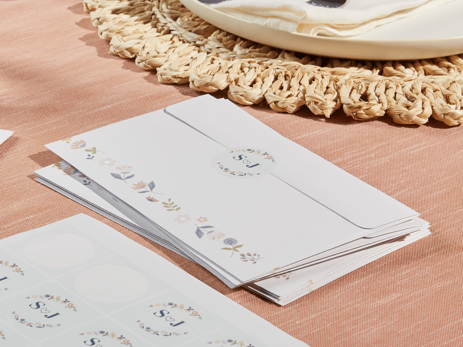 Custom Envelopes & Envelope Printing | Vistaprint