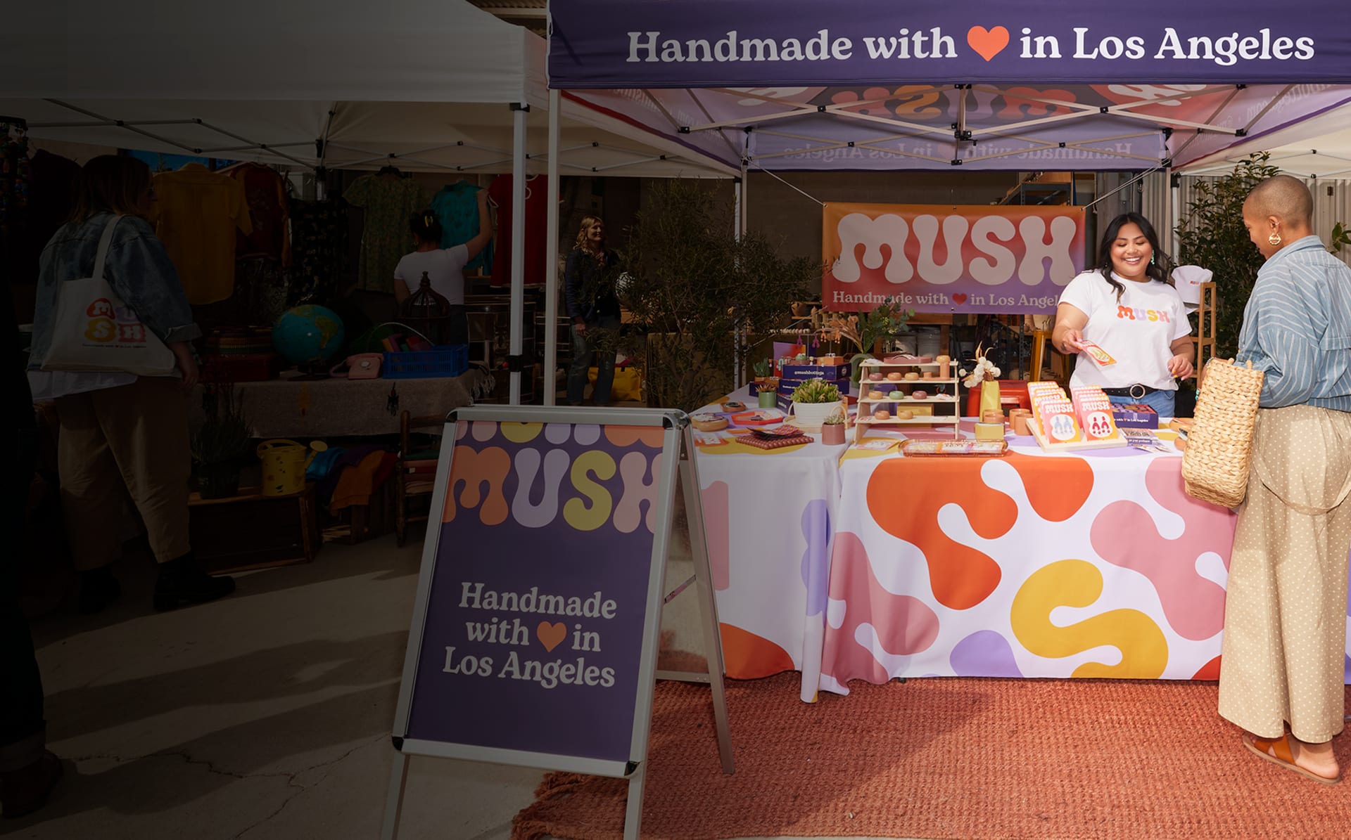 Custom Flags: Feather, Sail, Teardrop Flags | VistaPrint