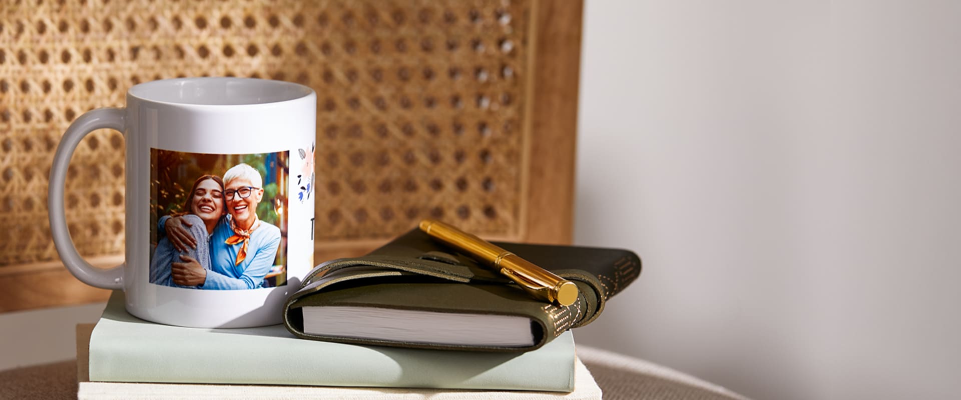 Photo Gifts: Personalised gifts, mugs and books | Vistaprint AU