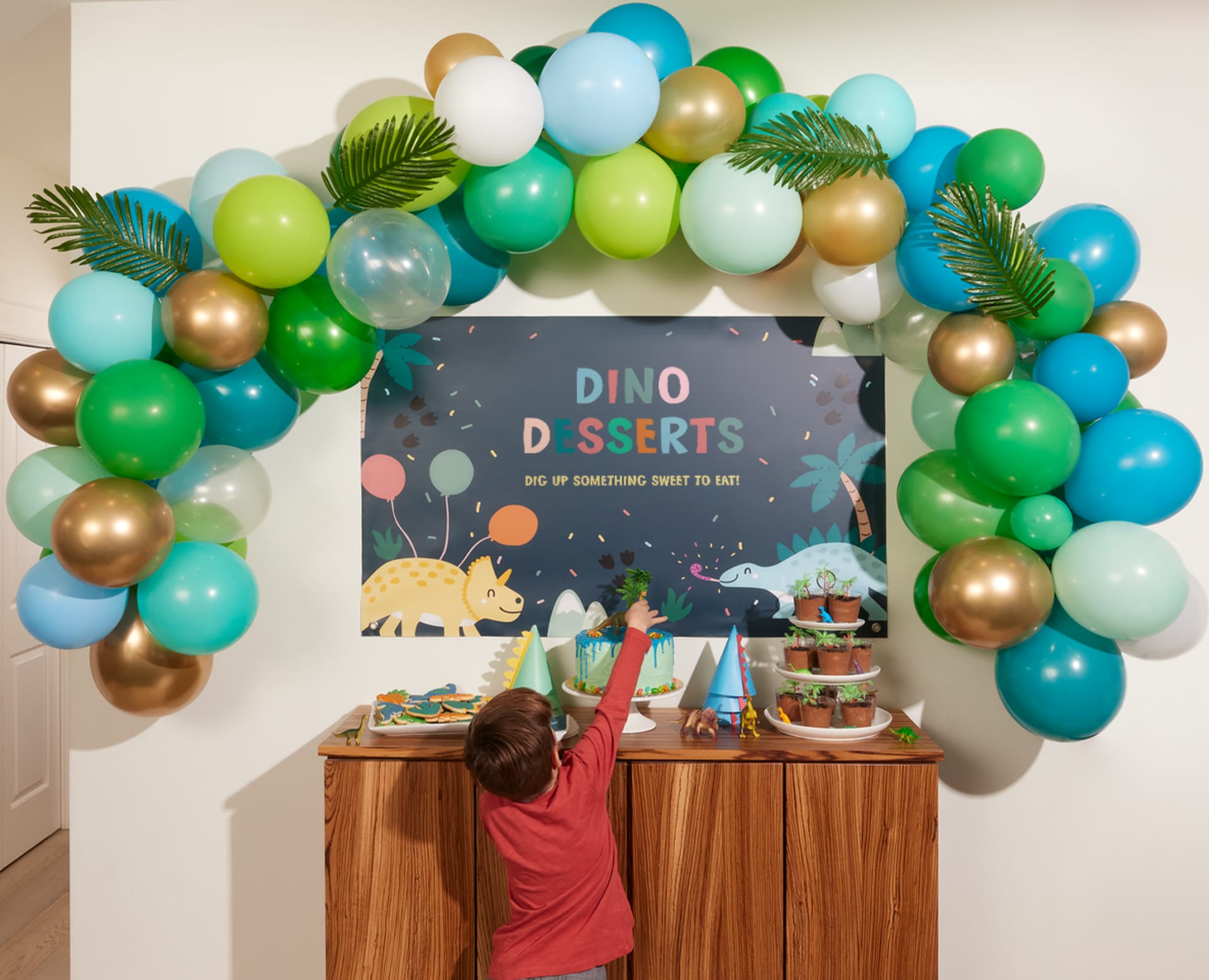 Birthday Invitations & Personalised Party Favours | Vistaprint