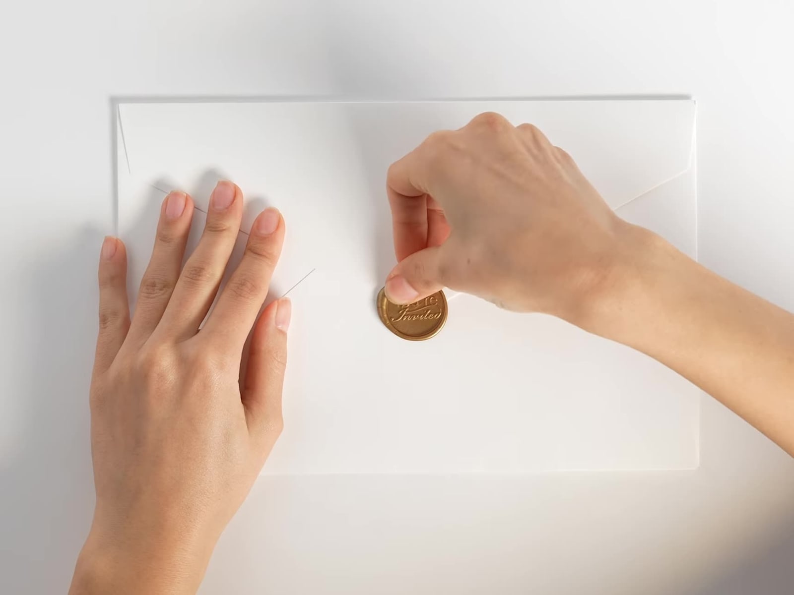 Cachets de cire adhésifs