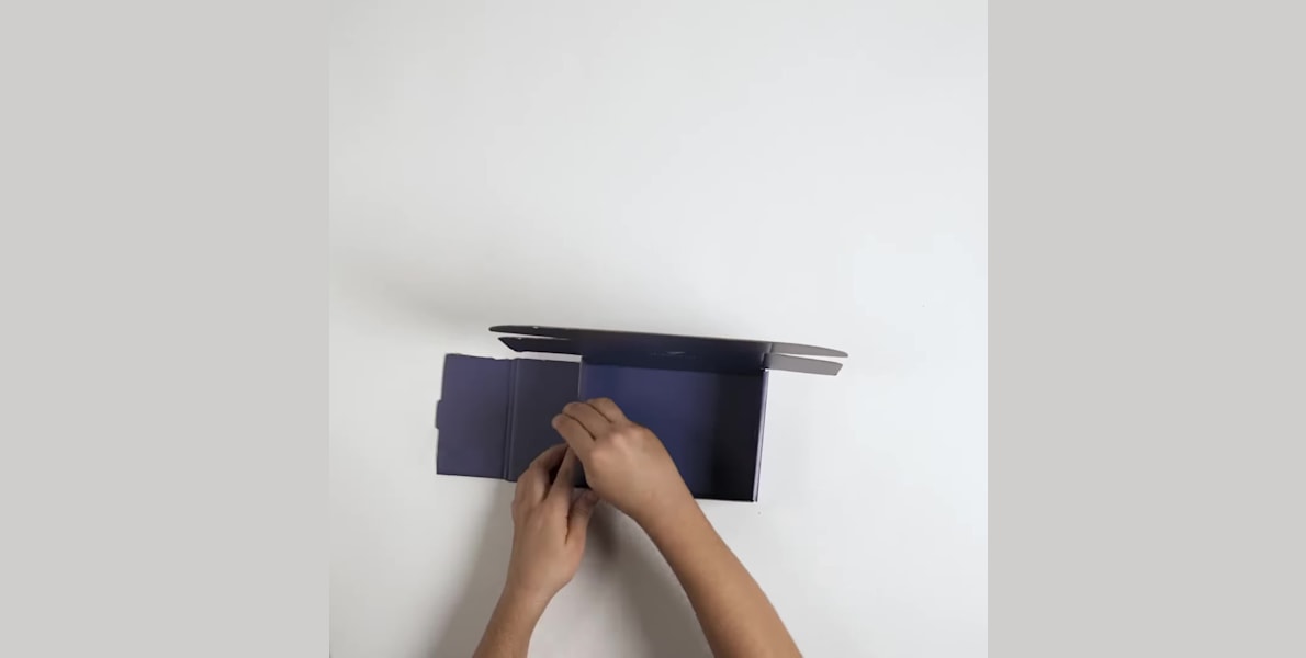 Custom Postal Boxes, Printed Mailer Boxes | VistaPrint UK